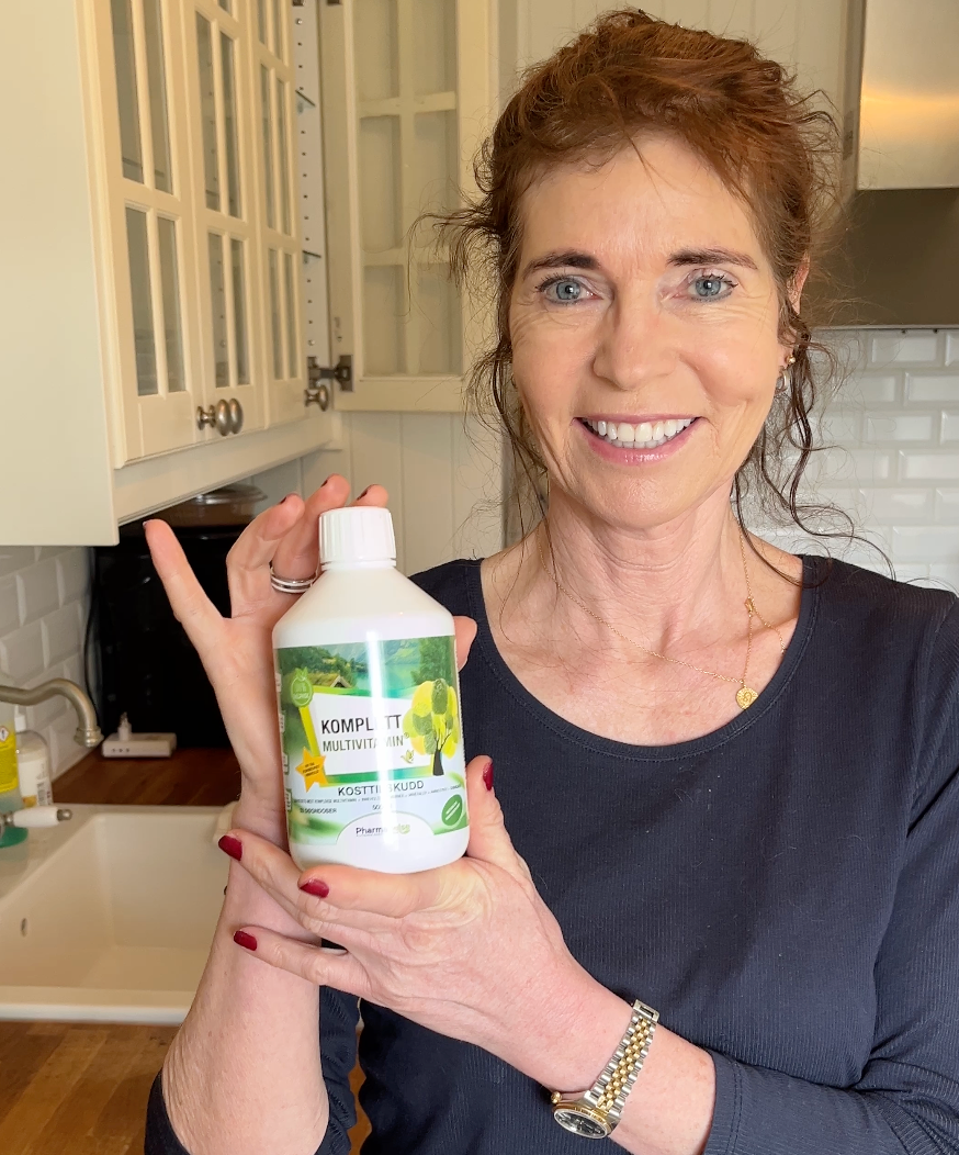 Multivitamin Kvinne – Glød og helse i én shot – PharmaHelse